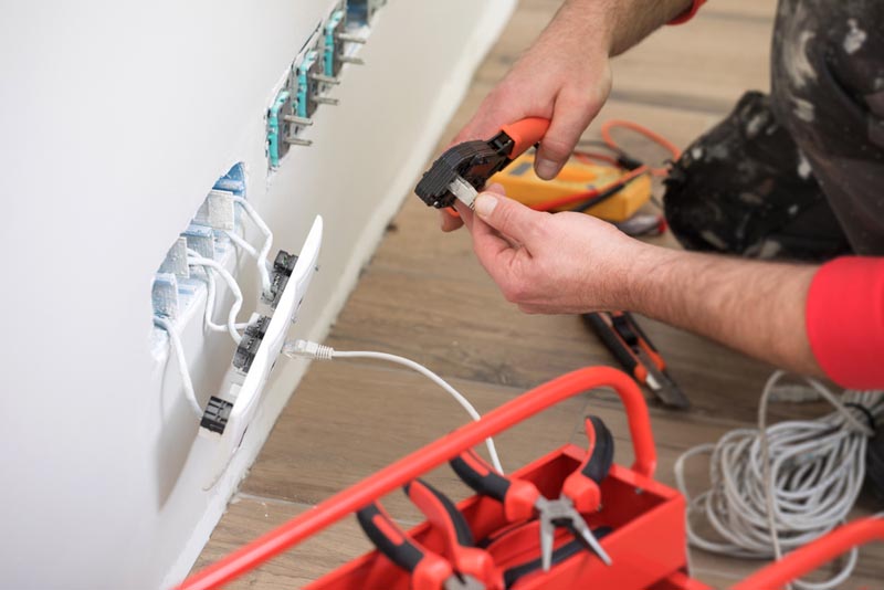 Elektriker für Elektroinstallationen